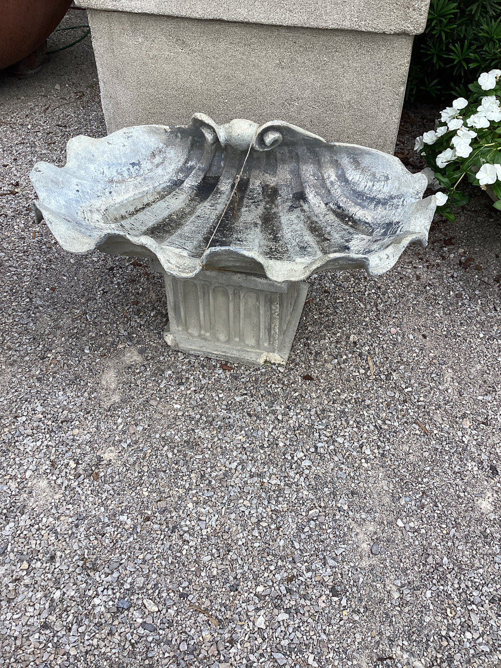 Shell Fountain Basin – Architectural Heritage