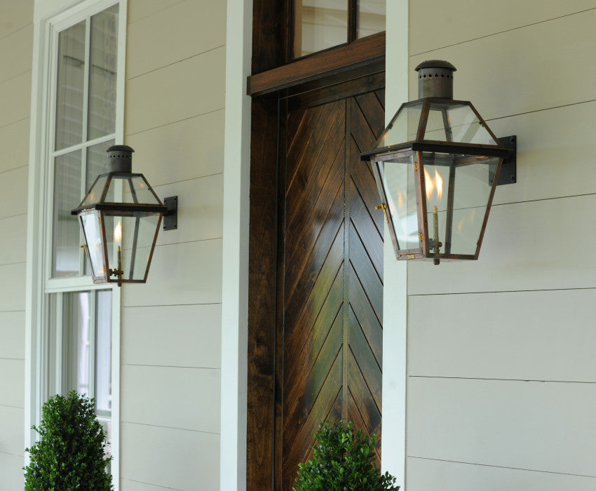 Bevolo French Quarter on Original Bracket – Architectural Heritage