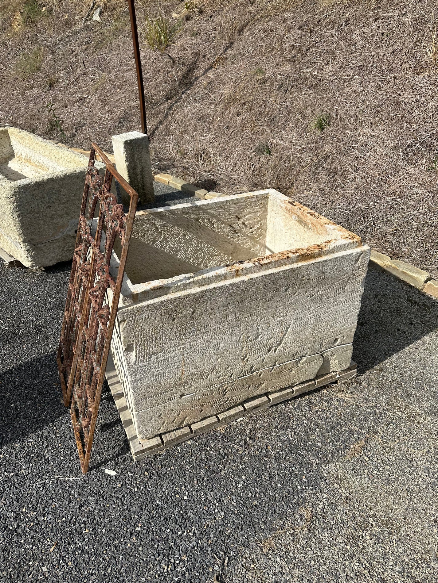 Square Box Trough – Architectural Heritage